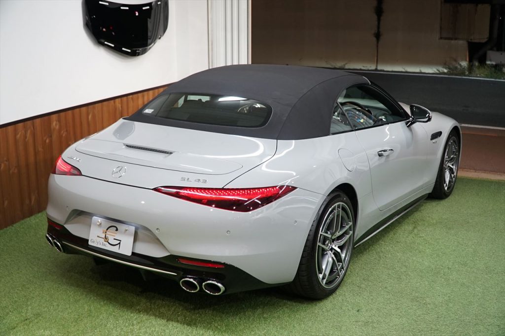 ☆入庫情報☆ 2022年モデル Mercedes-AMG 新型SL43 有償ボディカラー 未使用車 ディーラー新車保証付き ドイツの歴史ある ...