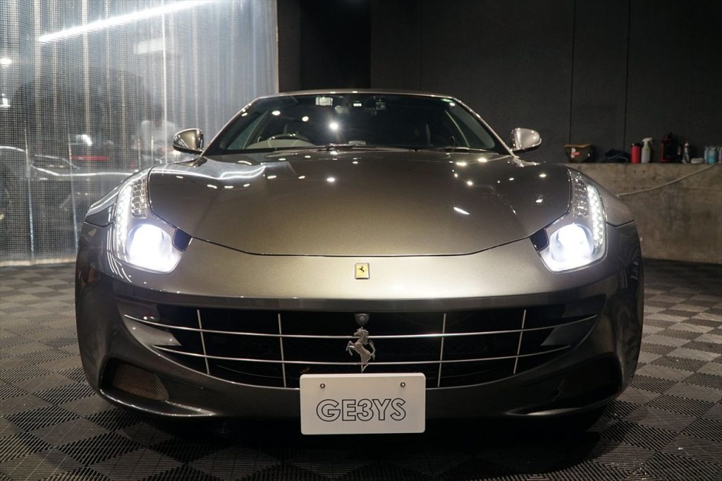 ☆入庫情報☆ 2012年モデル Ferrari FF 4WD ディーラー車 フェラーリ初の4WD×4シーターV12モデル 希少な右ハンドル仕様 ...