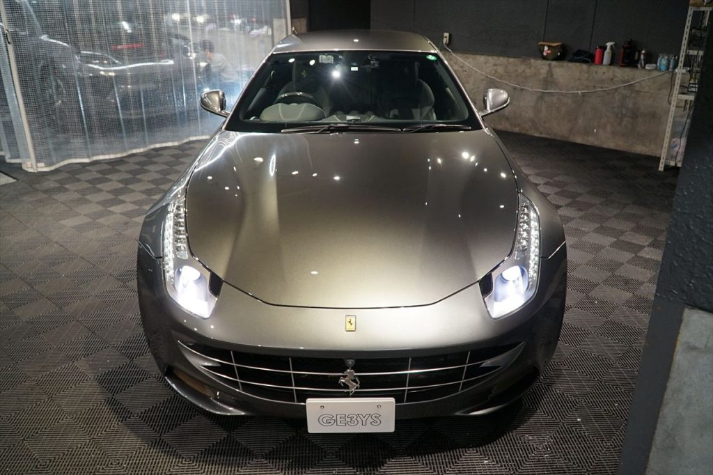 ☆入庫情報☆ 2012年モデル Ferrari FF 4WD ディーラー車 フェラーリ初の4WD×4シーターV12モデル 希少な右ハンドル仕様 ...